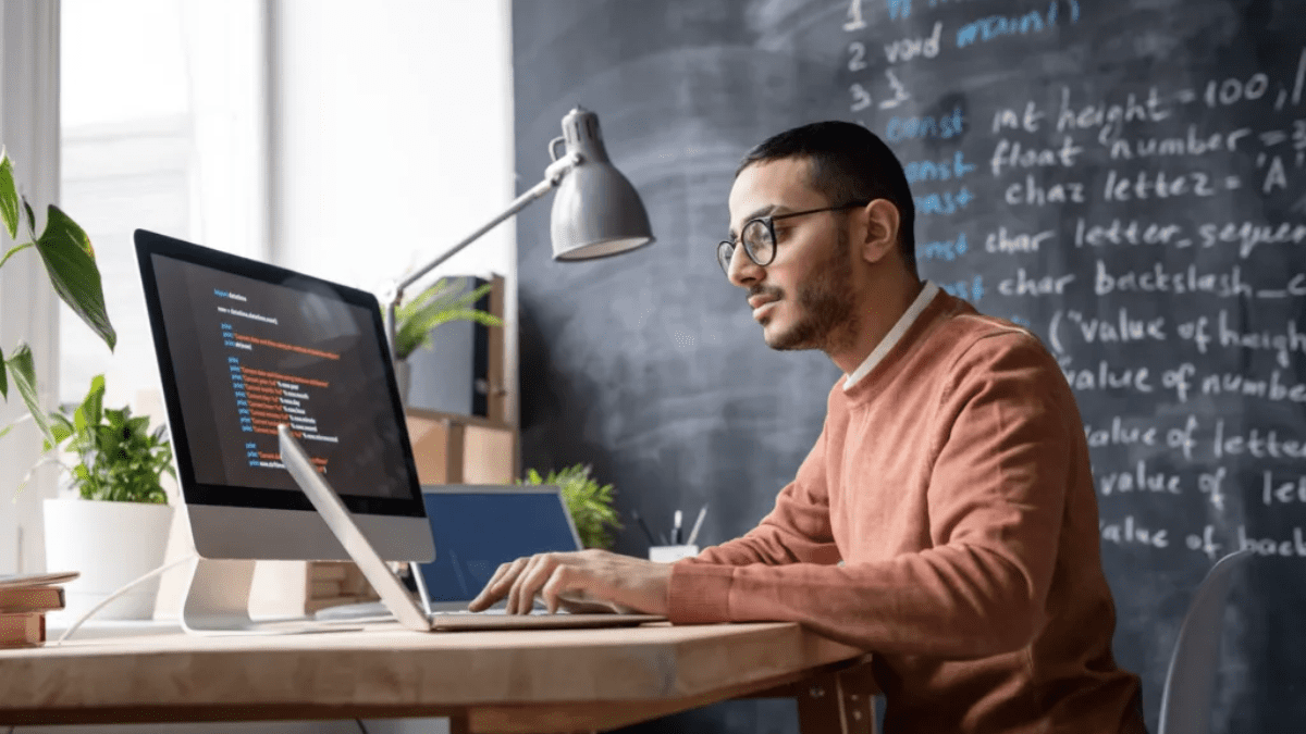 How To Hire A Full Stack Developer: A Complete Guide [2024]